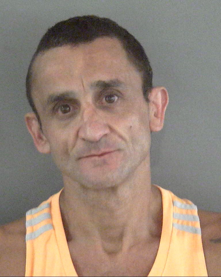 Man arrested after allegedly selling drugs out of golf cart at Lowe’s ...