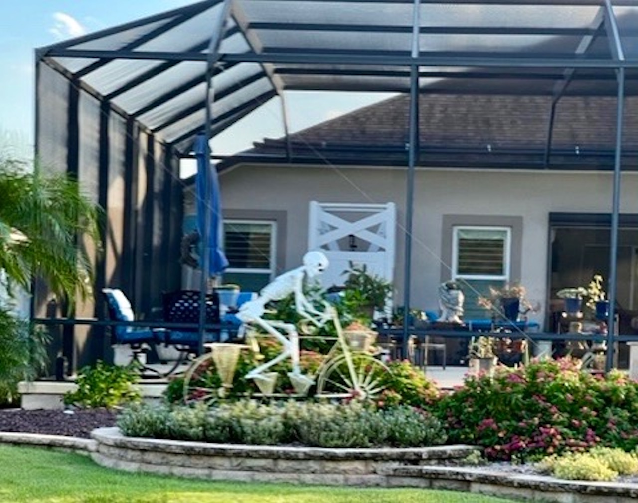 Skeleton cyclist spotted near golf course in The Villages - Villages ...