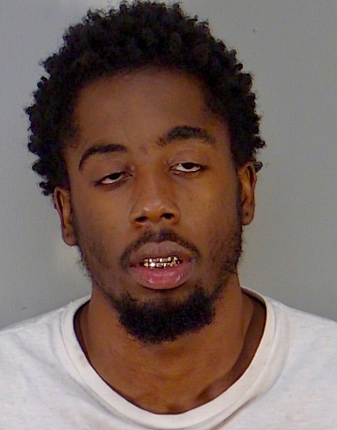 Man wanted on aggravated battery warrant nabbed in vehicle with heavily ...