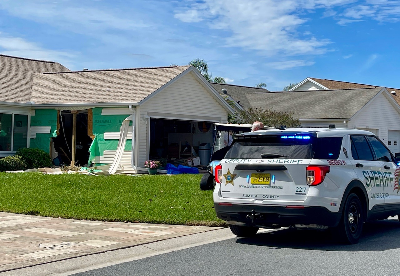 Distracted driver crashes into house in The Villages - Villages-News.com
