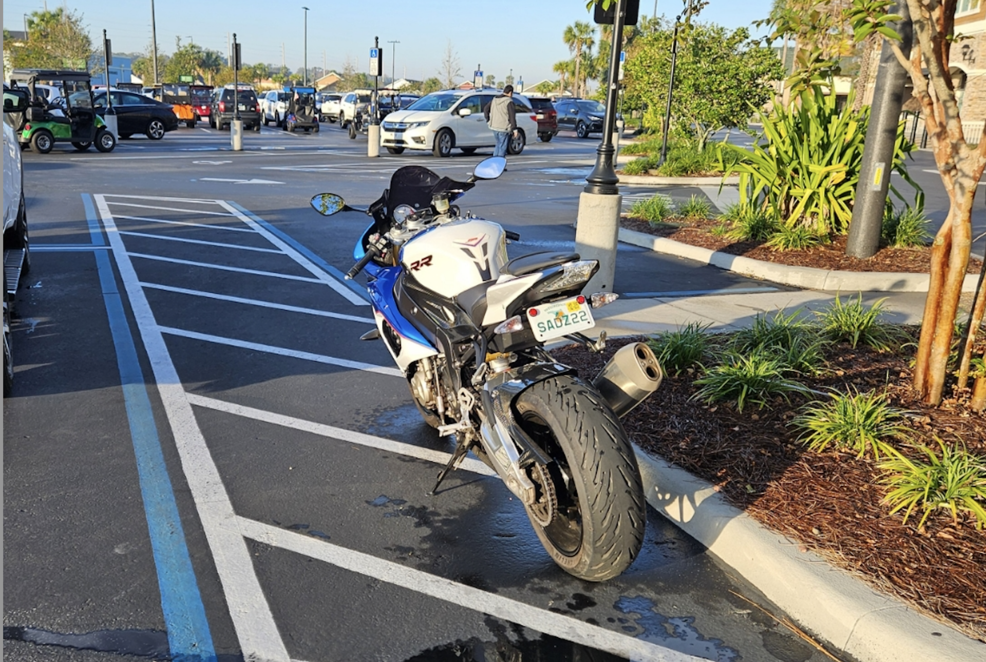 Special motorcycle parking at Magnolia Plaza - Villages-News.com