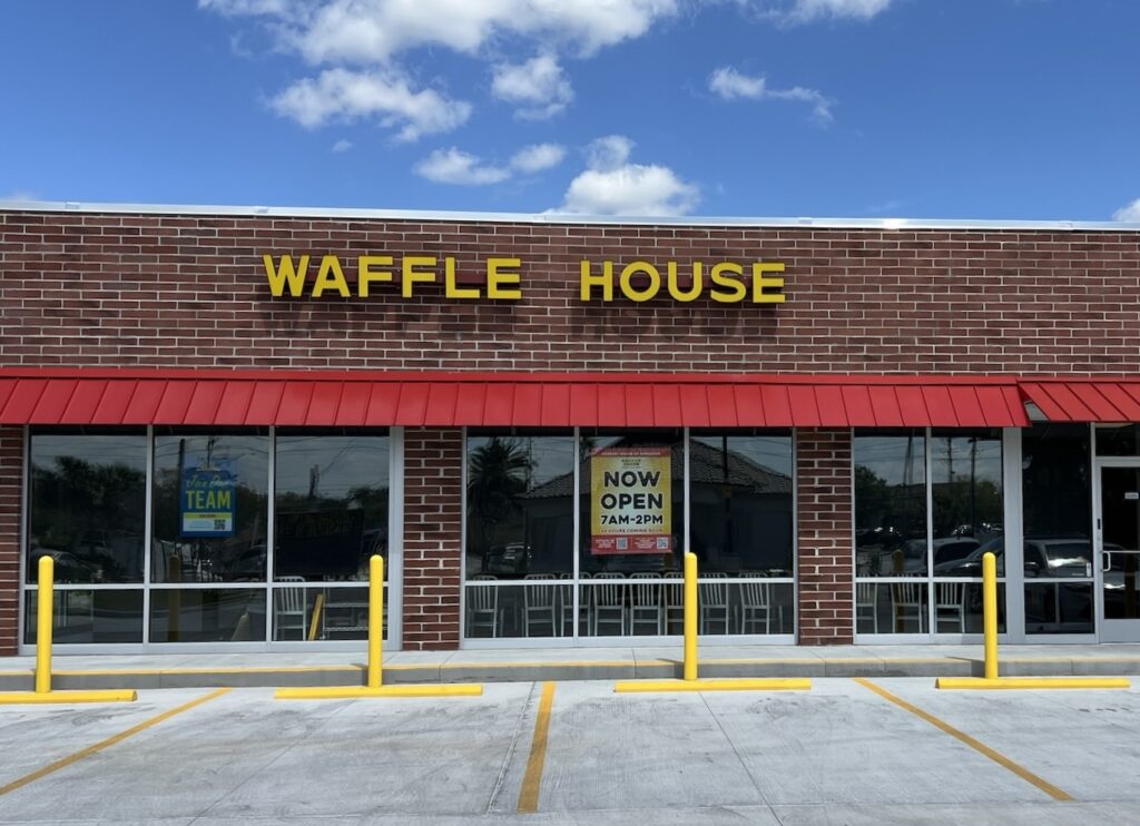 Waffle House opens golf cart accessible location near The Villages ...