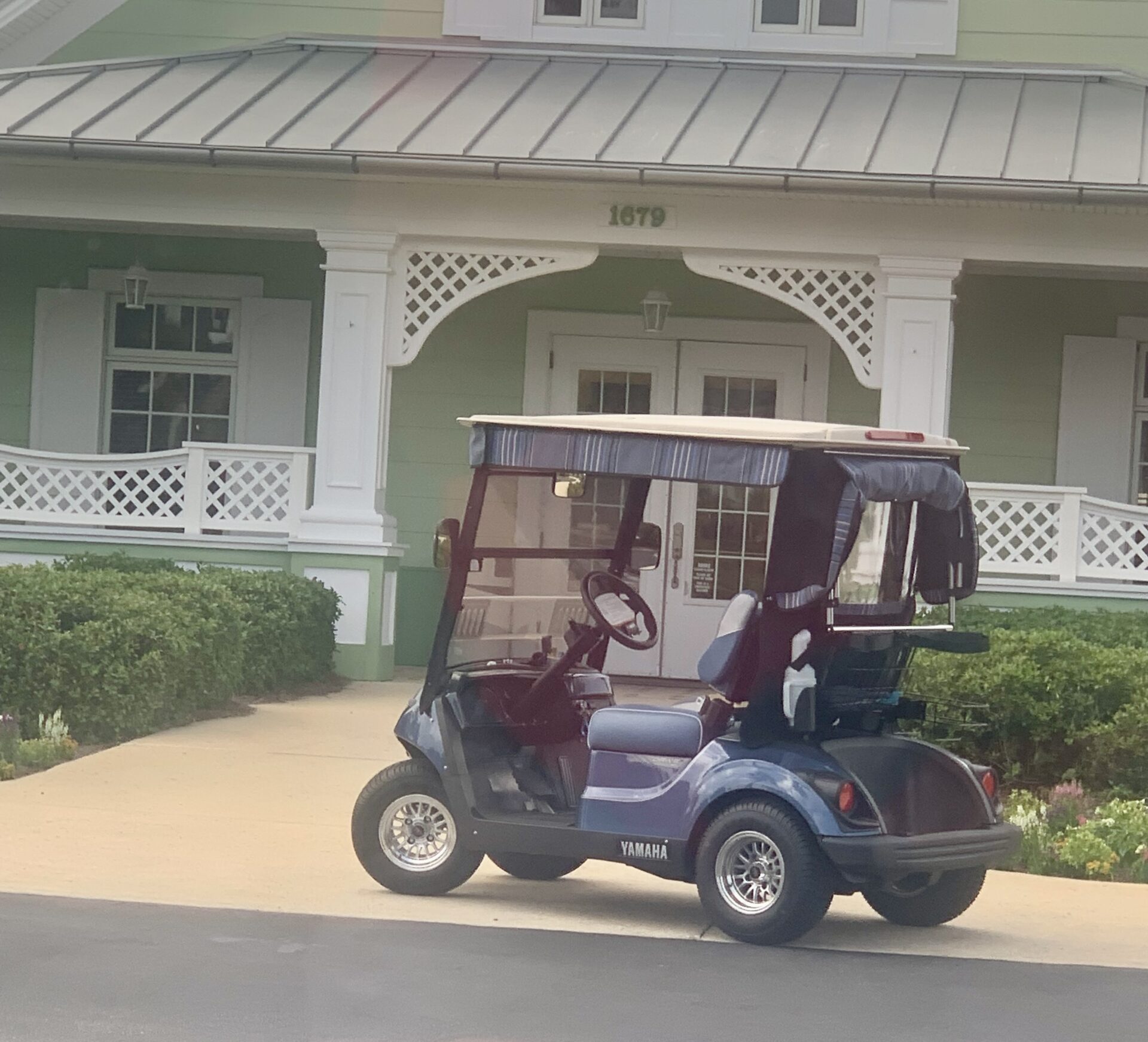 Look who’s arrived at Mallory Hill Country Club! - Villages-News.com