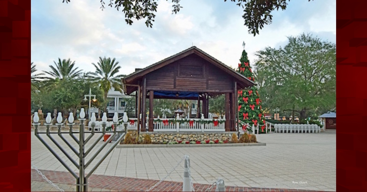Lake Sumter Landing Market Square observing the holidays - Villages ...