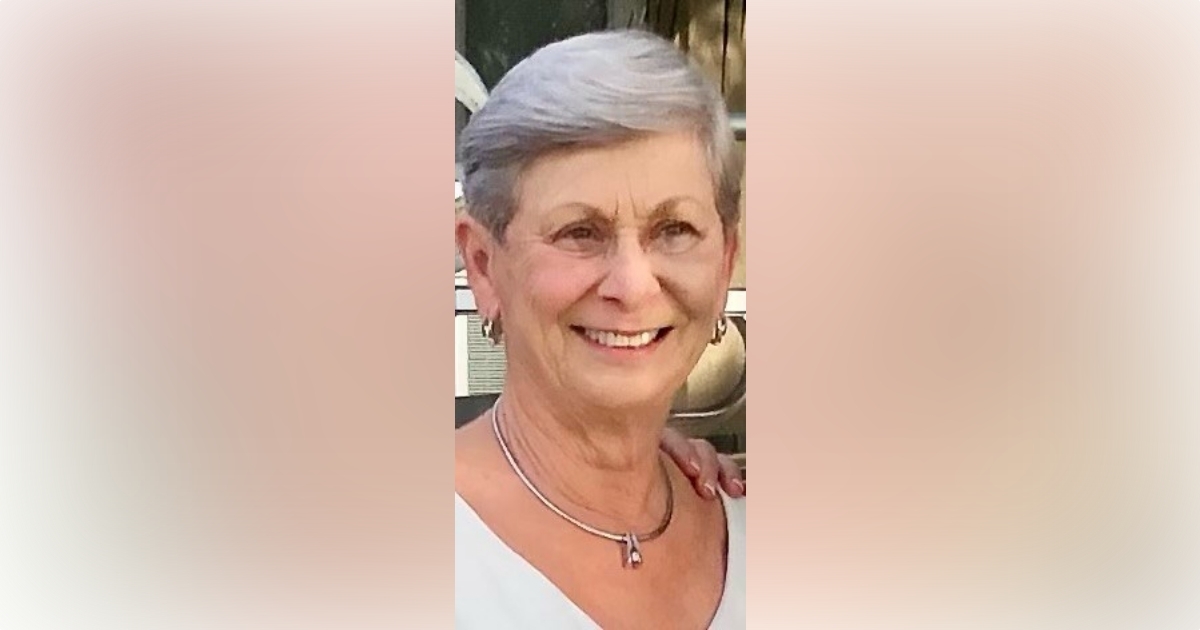 Eileen Davis - Villages-News.com
